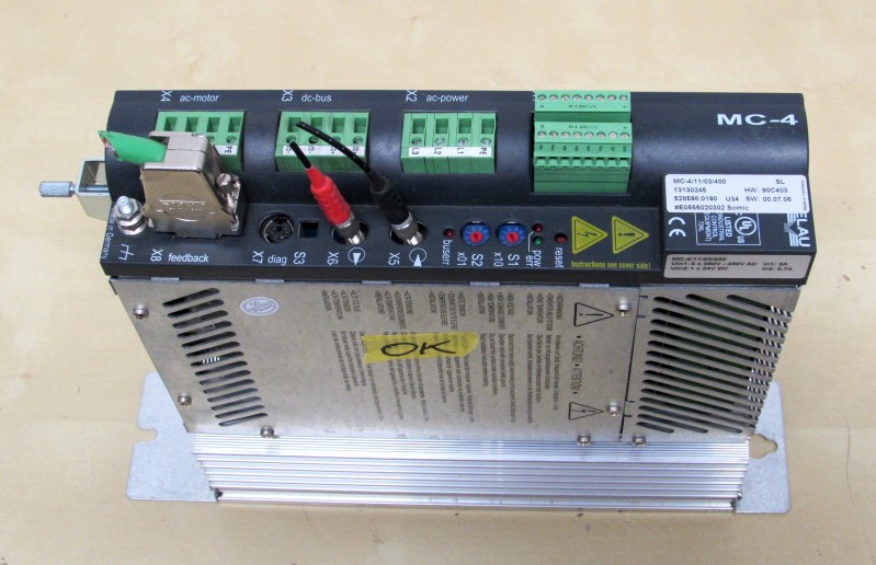 Elau Schneider MC-4 PAC DRIVE MC-4/11/03/400 HW: 90C403 Schneider Electric